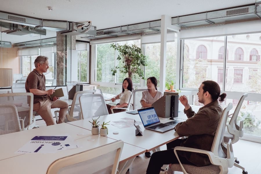 Network Infrastructure Planning For Modern Workplaces - Mum & Career